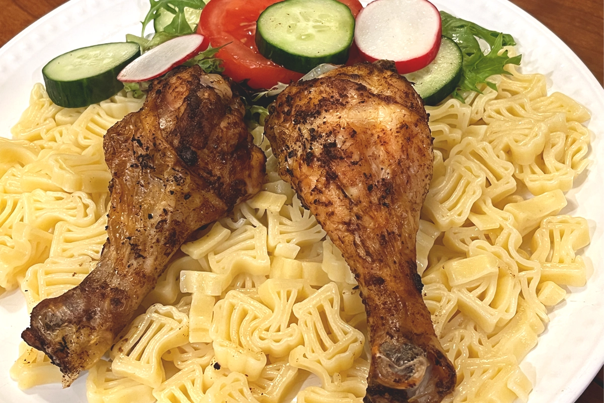 Roasted Chicken Legs on Beer Mug Pasta - Germanfoods.org